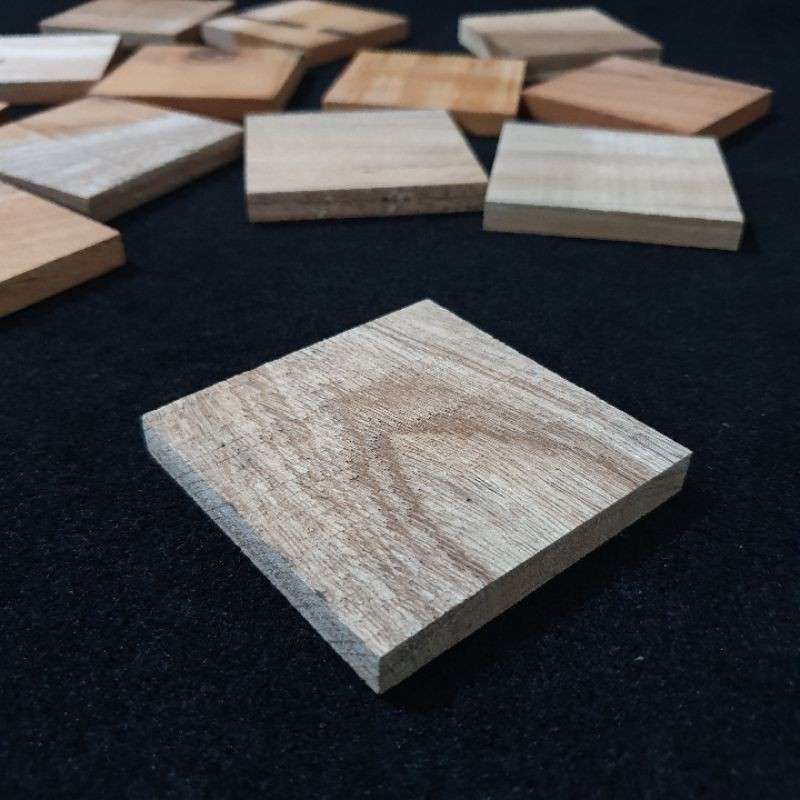 Jual potongan kayu persegi 8cm x 8cm x 1cm AFKIR / REJECT / KW3 ...