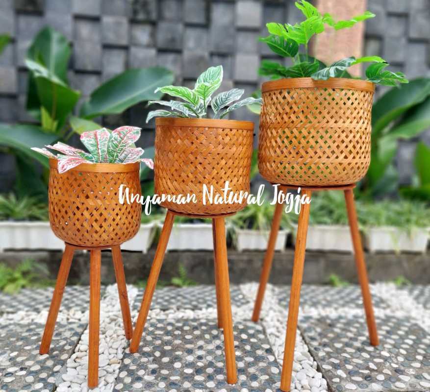 Jual Pot bambu standing/cover pot bambu/pot anyaman bambu/pot standing ...