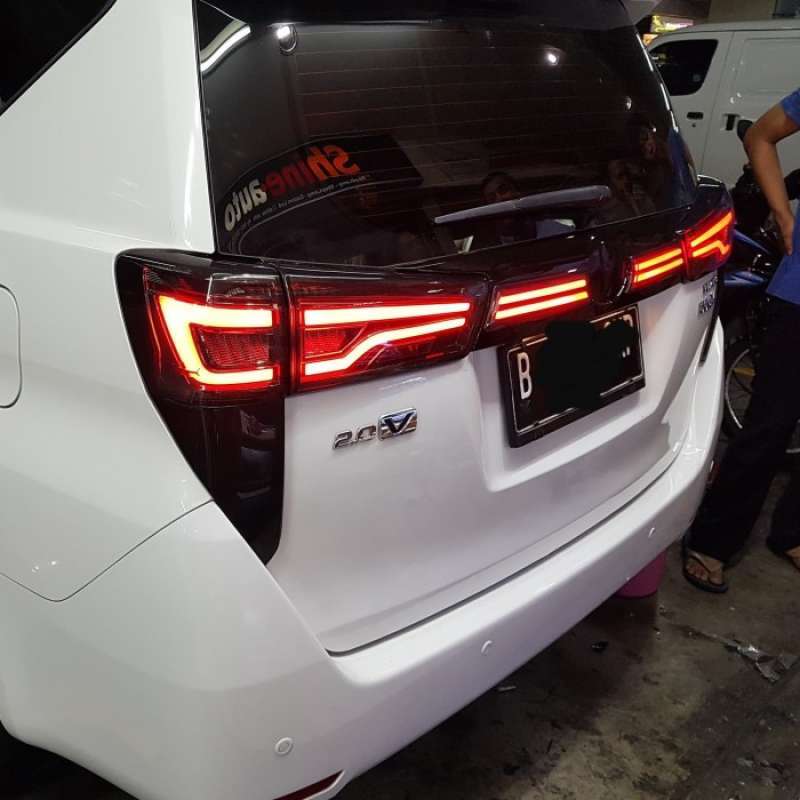 Jual Stoplamp Innova Reborn Yz V2 Led Lampu Belakang Bmw Style Di ...