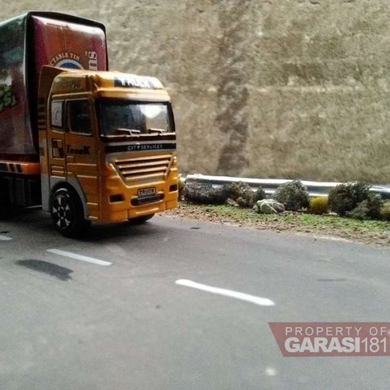 Promo DIORAMA DIECAST SKALA 64 - JALAN RAYA ANTAR KOTA Diskon 50% di ...