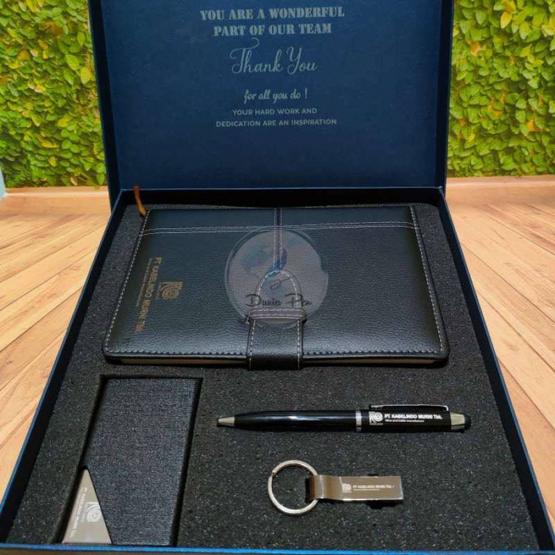 Jual Giftset Usb Premium (usb + Pen+ Notes A5+card Holder) Gift Set ...