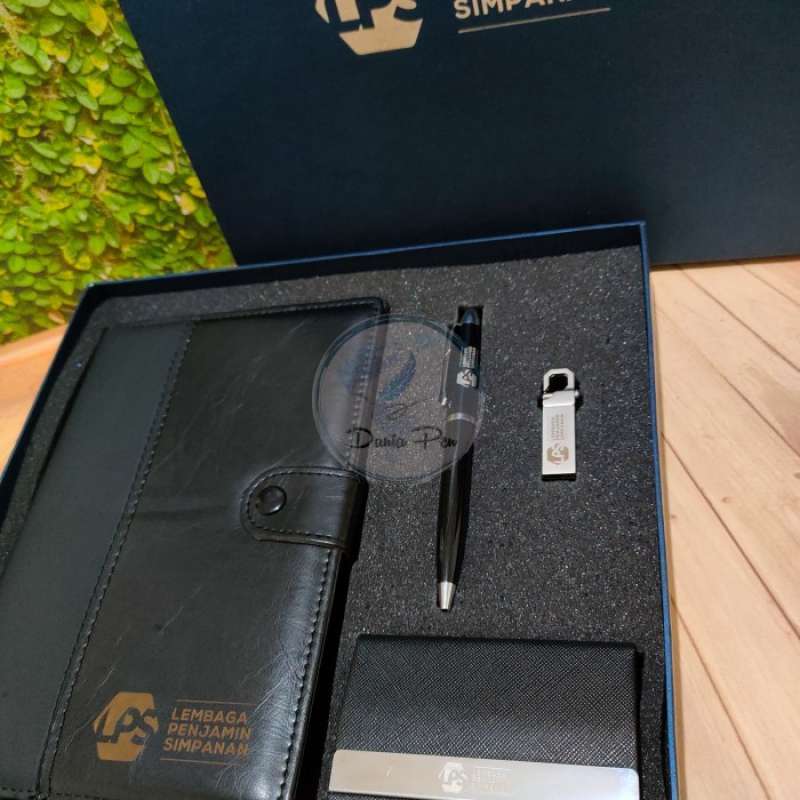 Jual Giftset Usb Premium (usb + Pen+ Notes A5+card Holder) Gift Set ...
