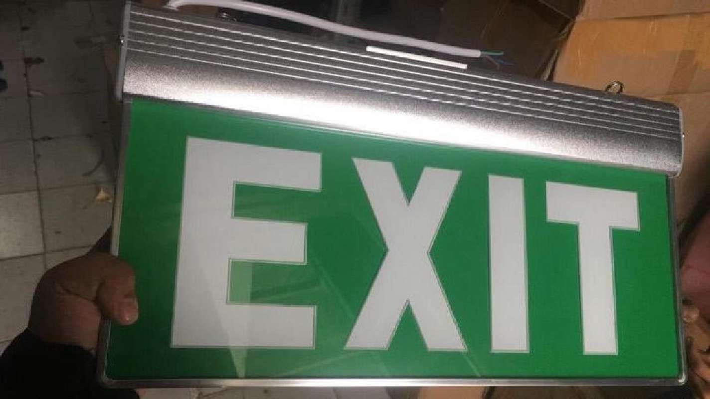 Jual Lampu Exit Hijau Custom Gedung Kantor Rumah Sakit Apartement ...
