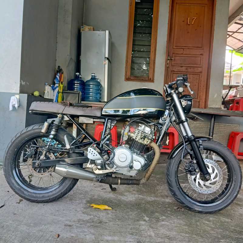Jual Jual Motor Custom Caferacer/bratcafe Yamaha Byson Di Seller ...