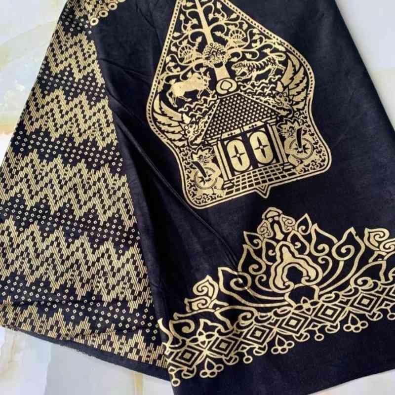 Jual Kain Batik Motif Gunungan Gold - Gunungan Wayang warna gold di ...