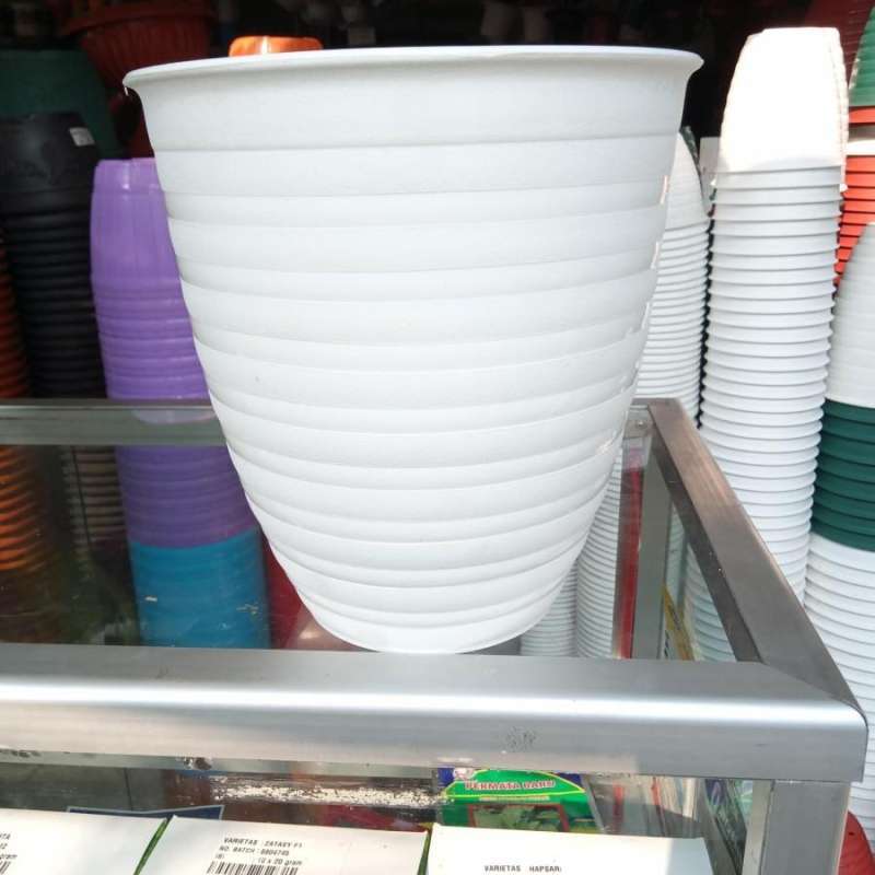 Jual Pot bunga Tanaman model Tinggi Tawon Pirus 211 warna putih di ...