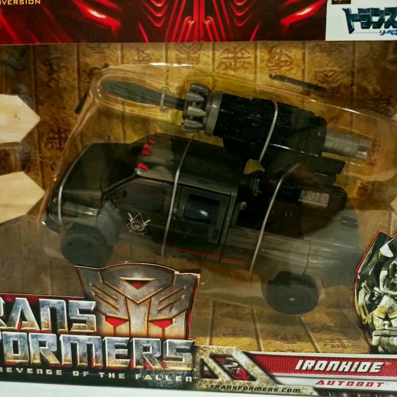 Jual Mainan transformer ironhide autobot Revenge of the fallen by ...