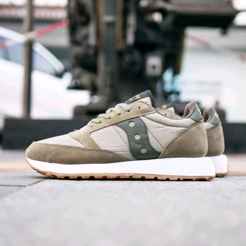Jual Sepatu Saucony Jazz Olive Green Solgum Made In Indonesia Di Seller ...