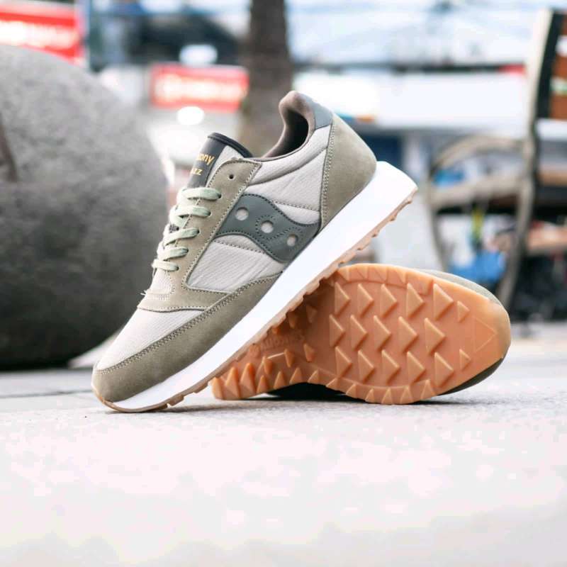 Jual Sepatu Saucony Jazz Olive Green Solgum Made In Indonesia Di Seller ...