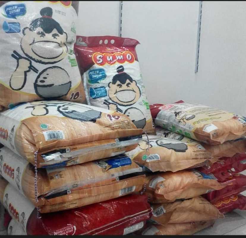 Jual Beras Sumo Premium Kemasan Merah 5 Kg Di Seller Warung Rayiraka ...