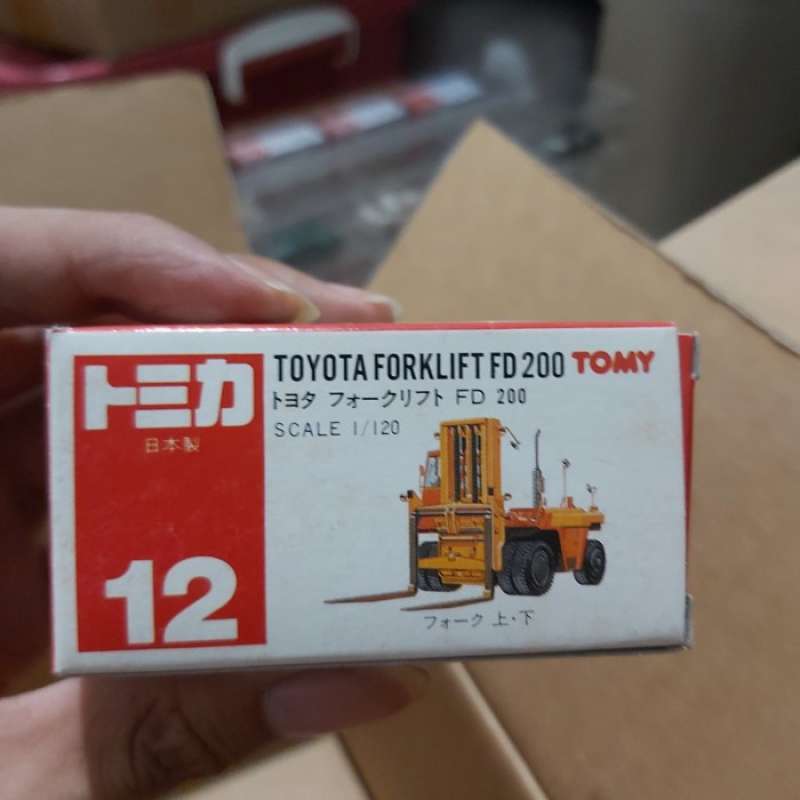 Promo Tomica 12 Toyota Forklift FD 200 orange made in Japan Diskon 23% ...