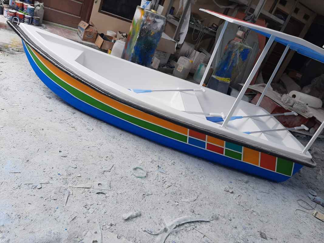 Jual Perahu Fiber Atau Perahu Wisata Air/perahu Dayung Harga Murah Di ...
