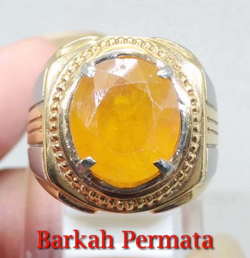 Batu Safir Kuning
