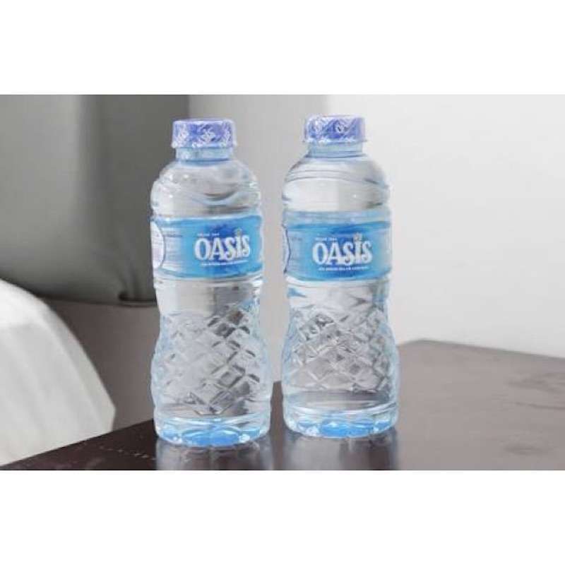 Jual Oasis Air Mineral Kemasan Gelas 330 Ml [1 Dus X 24 Pcs] Di Seller ...