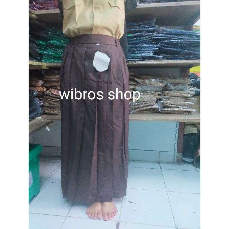 Jual seragam sekolah Rok Pramuka coklat Panjang SD SMP SMA Merk Mampank / rok pramuka SD SMP SMA ...