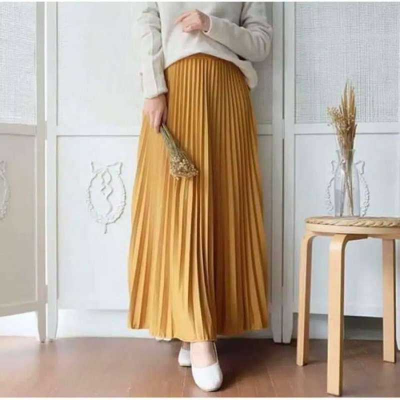 Warna Rok Plisket yang Bagus, Dijamin Bikin Cantik Deh! - Blibli Friends