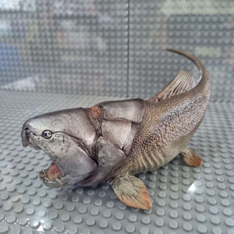 Jual Mainan Figure ikan purba Dunkleosteus warna coklat model hewan ...