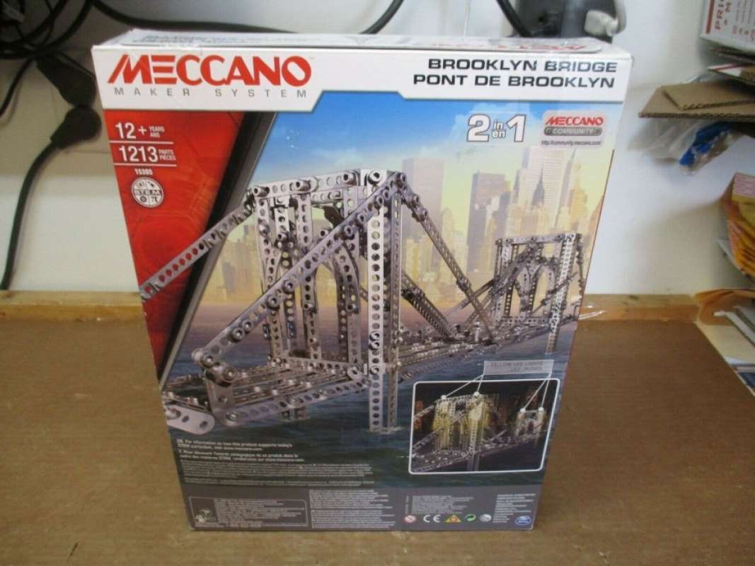 Jual Meccano 2 In 1 Model Kit: Eiffel Tower & Brooklyn Bridge - Hot ...