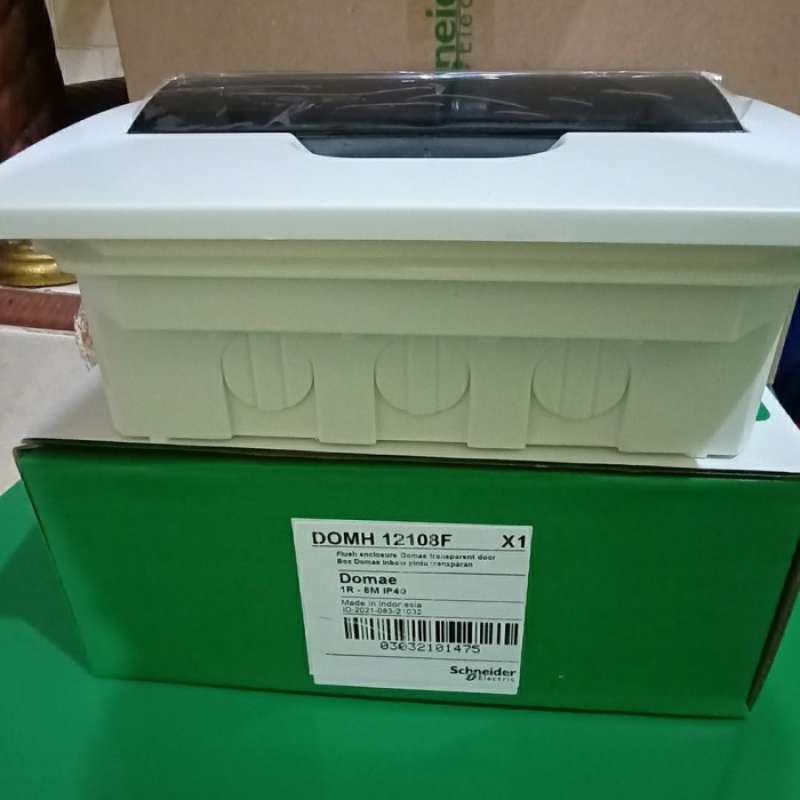 Jual Schneider MCB Box 8 Group DOMH12108F di Seller Toko Urip Santoso - Cengkareng Timur, Kota ...