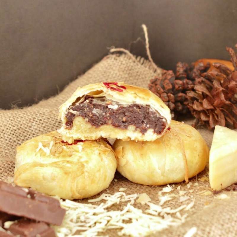 Jual Pia Agung Bali Rasa Coklat Keju Pia Susu Super Fresh Oleh-Oleh ...