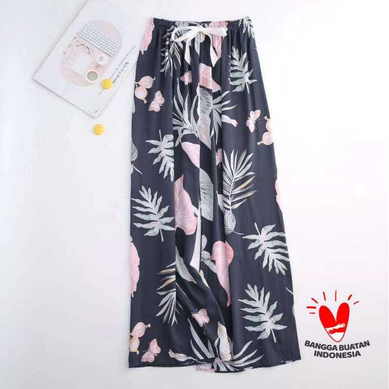 20 Rekomendasi Celana Pantai Exclusive, Nyaman dan Ringan Untuk Bergerak - Blibli Friends