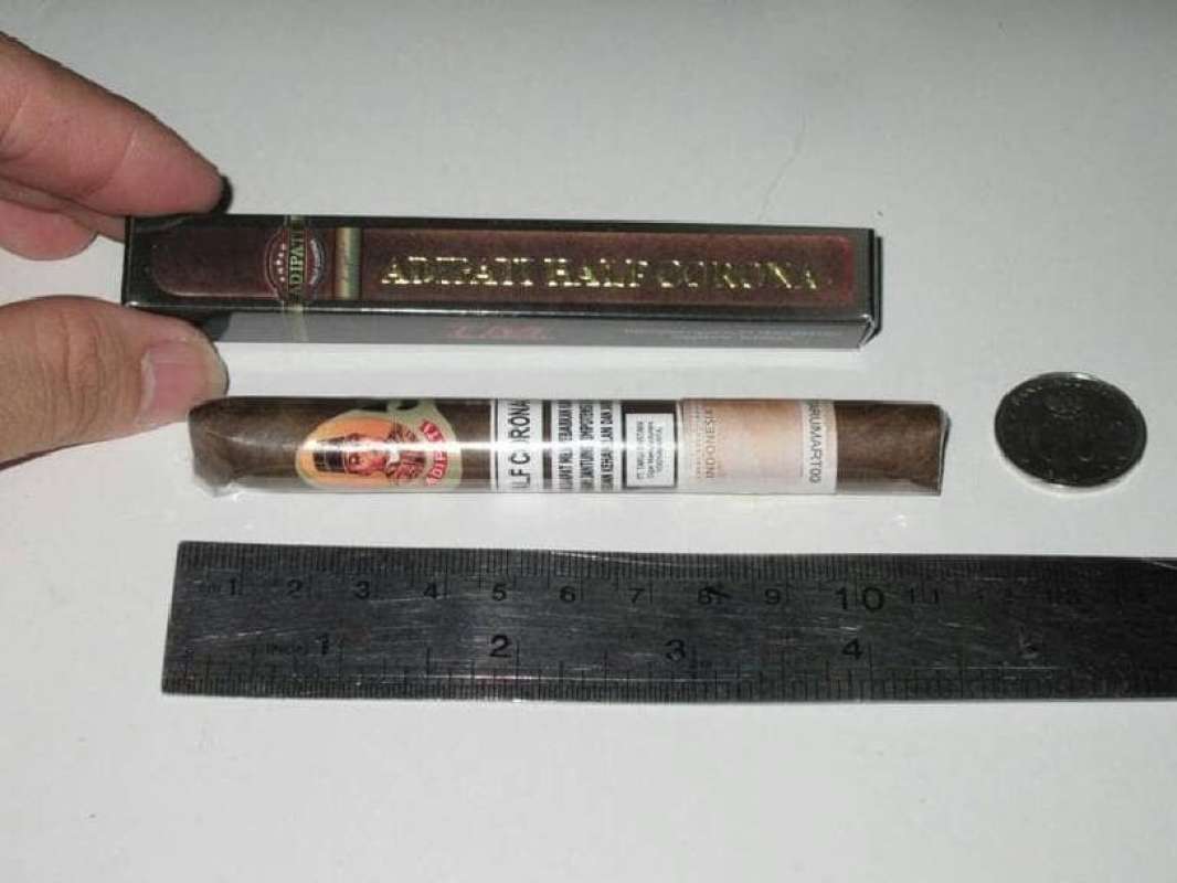 Jual Cerutu Adipati Half Corona Kretek, Cerutu Kretek, Cerutu ...