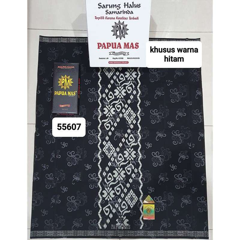Promo Sarung Pria Muslim Sutra Halus Samarinda PAPUA MAS Hitam 55607 ...