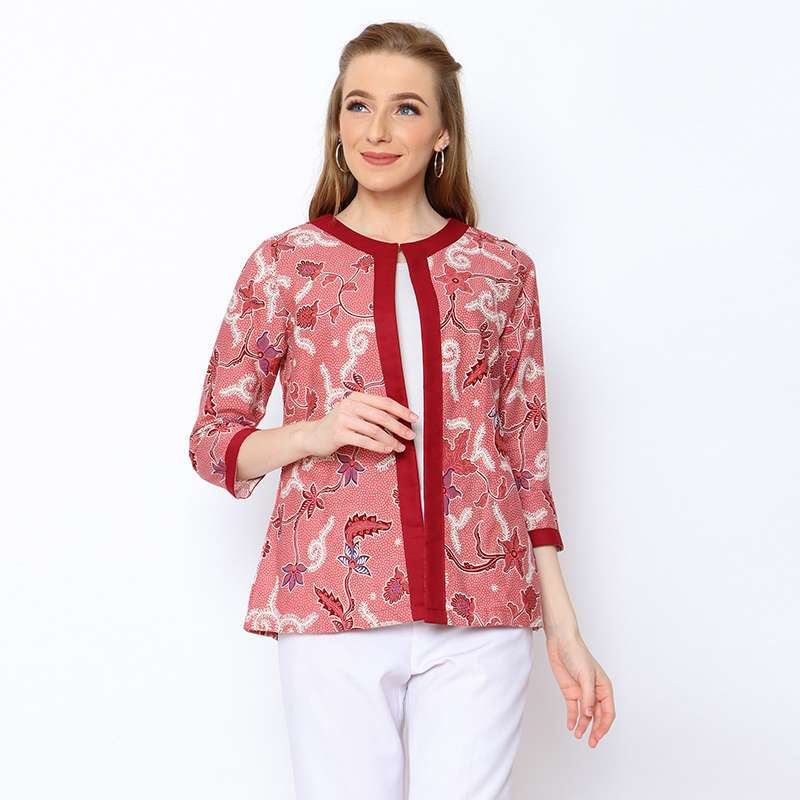 Blazer Batik Wanita Muslimah Modern, Intip Rekomendasinya
