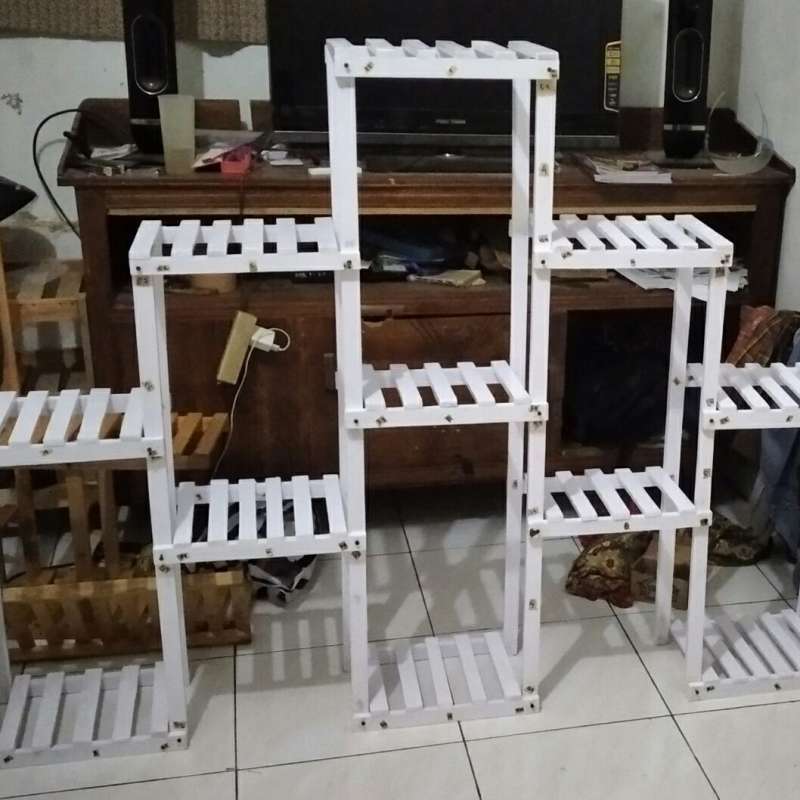 Jual rak pot bunga kayu minimalis di Seller Khosod brother - Tamansari ...