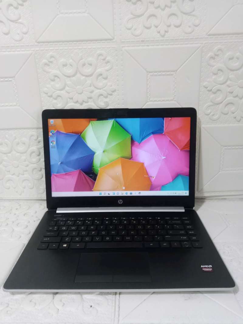 Jual Laptop Hp 14-cm0013ax Amd A9-9425 4gb/1tb Amd Radeon Tm 520 Di ...