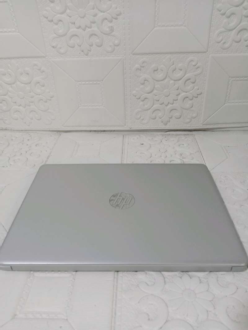 Jual Laptop Hp 14-cm0013ax Amd A9-9425 4gb/1tb Amd Radeon Tm 520 Di ...