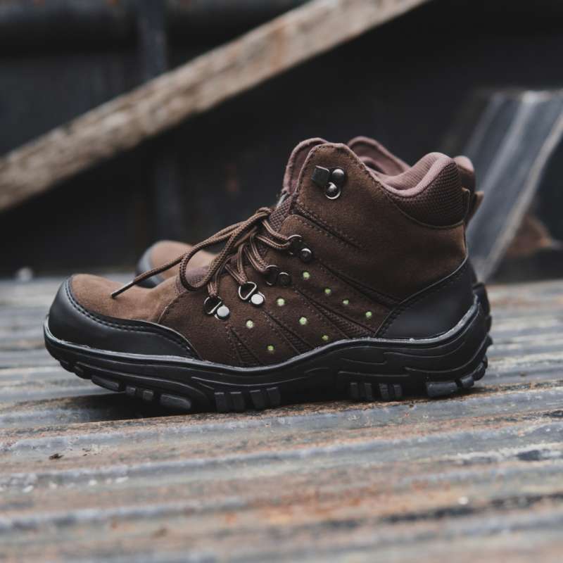 Jual Sepatu Boots Pria Crocodile Macan Outdoor Safety Boots Ujung Besi ...
