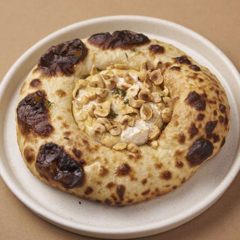 Jual Oma Elly Kitchen - Whole Baked Camembert Pizza Di Seller Oma Elly ...