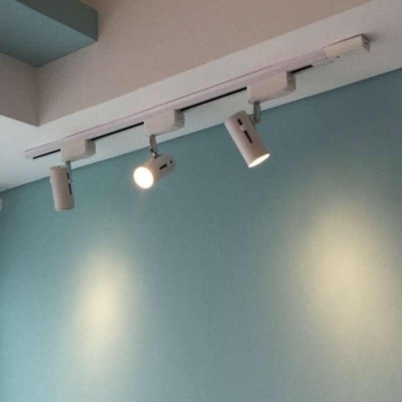 Jual Lampu track light 7 watt set( 1meter isi 3 lampu x 7watt) di ...