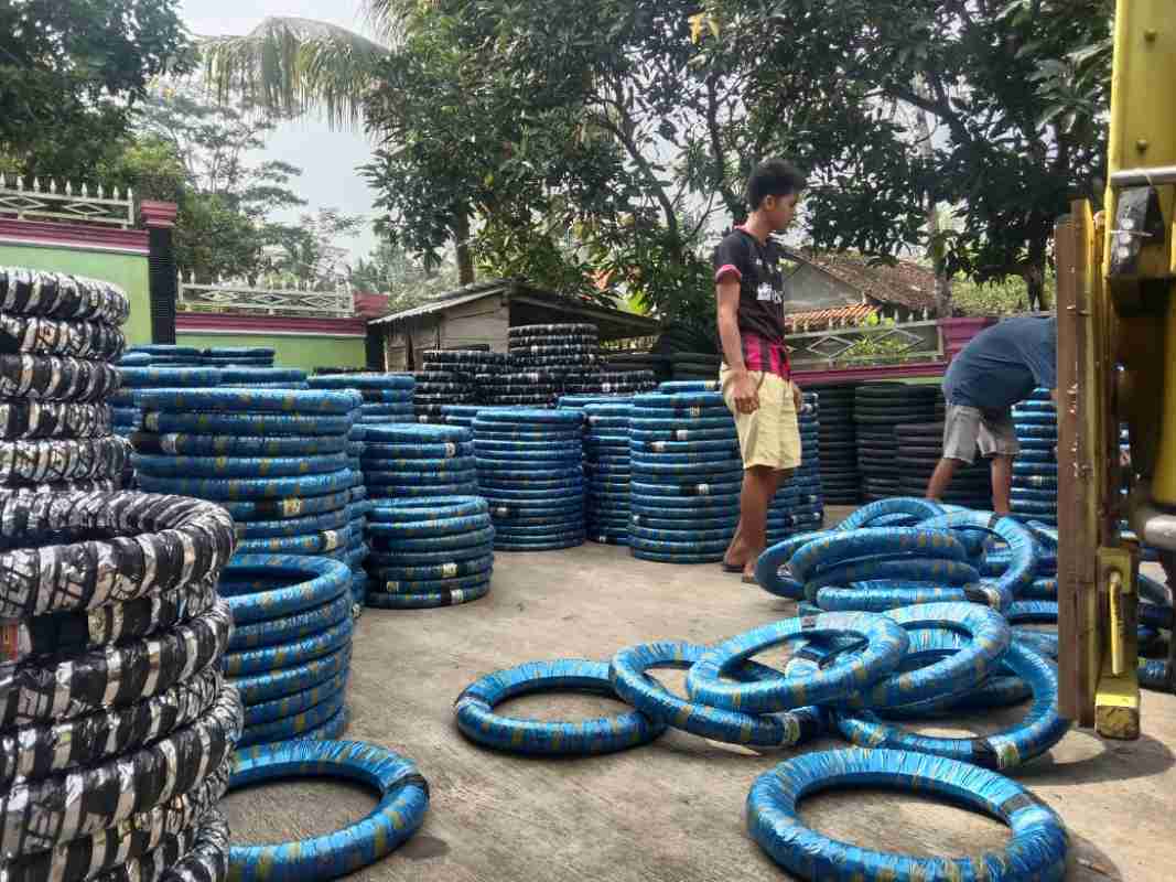 Jual BAN LUAR MOTOR EGR UKURAN 250-17 CLASSIC TUBE TYPE di Seller ...