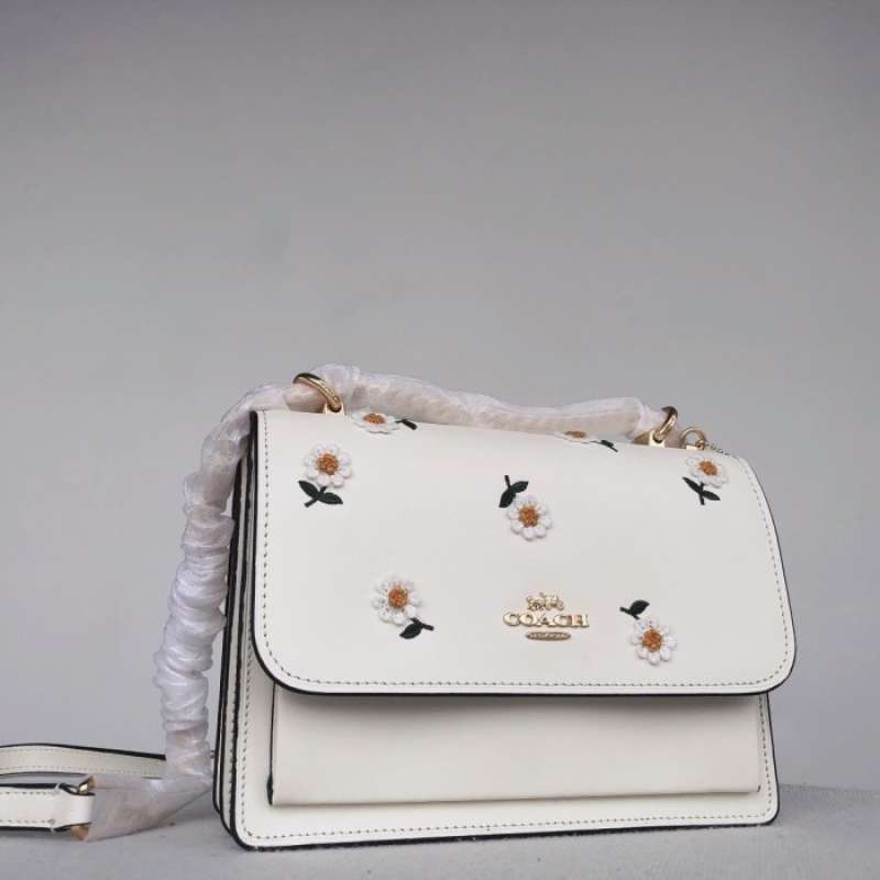 Coach Klare Crossbody Bag With Daisy Embroidery at Angela Hagberg blog