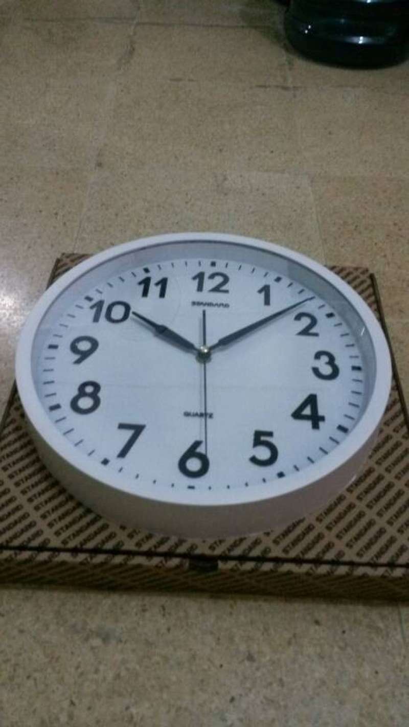 Jual Jam Dinding Standard,brng Berkualutas Ok Di Seller Karenina Store ...
