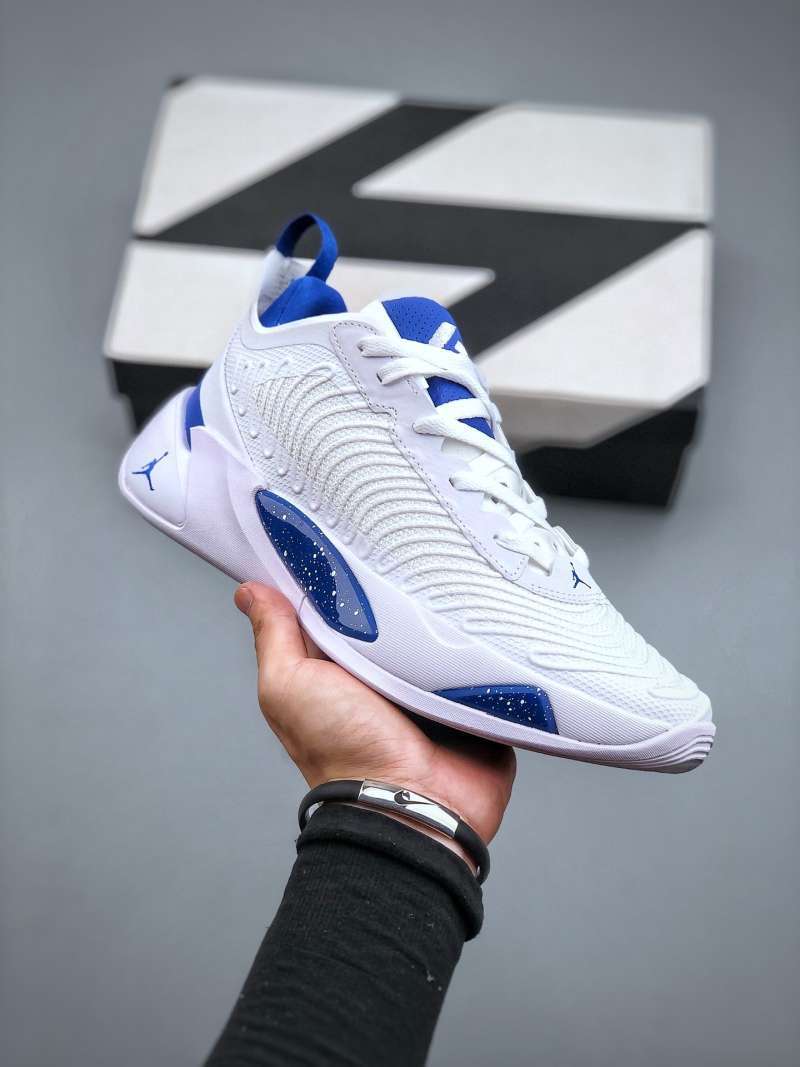 Jual Jordan Luka 1 sepatu basket Dongqi03 di Seller YIWANG SHOP - Hong ...
