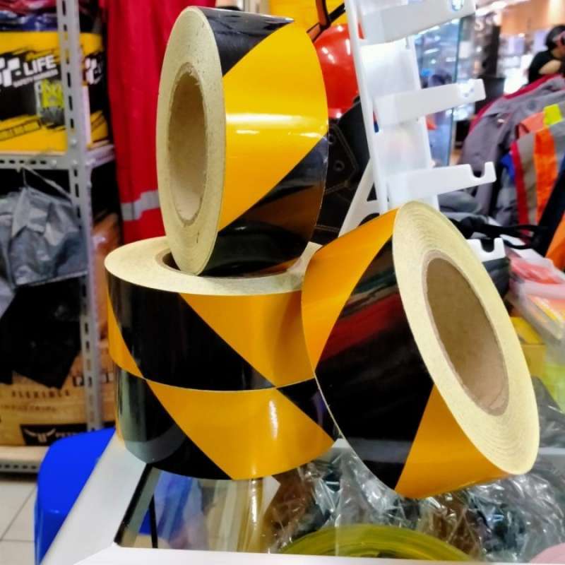 Jual Stiker Reflektif Stiker Hazard Stiker Mobil Kuning Hitam 48 mm x ...