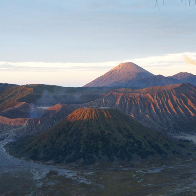 Jual Salika Travel 2 Can Go Tour Seat In Coach Batu Bromo Tour Domestik ...