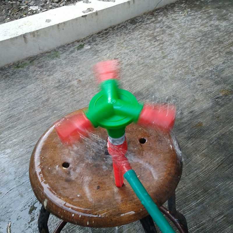 Jual Semprotan Sprinkle Air Kebun Tusuk Taman Kran Baling Taman ...