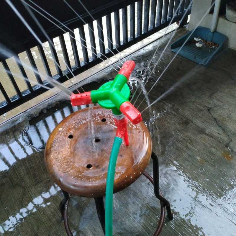 Jual Semprotan Sprinkle Air Kebun Tusuk Taman Kran Baling Taman ...