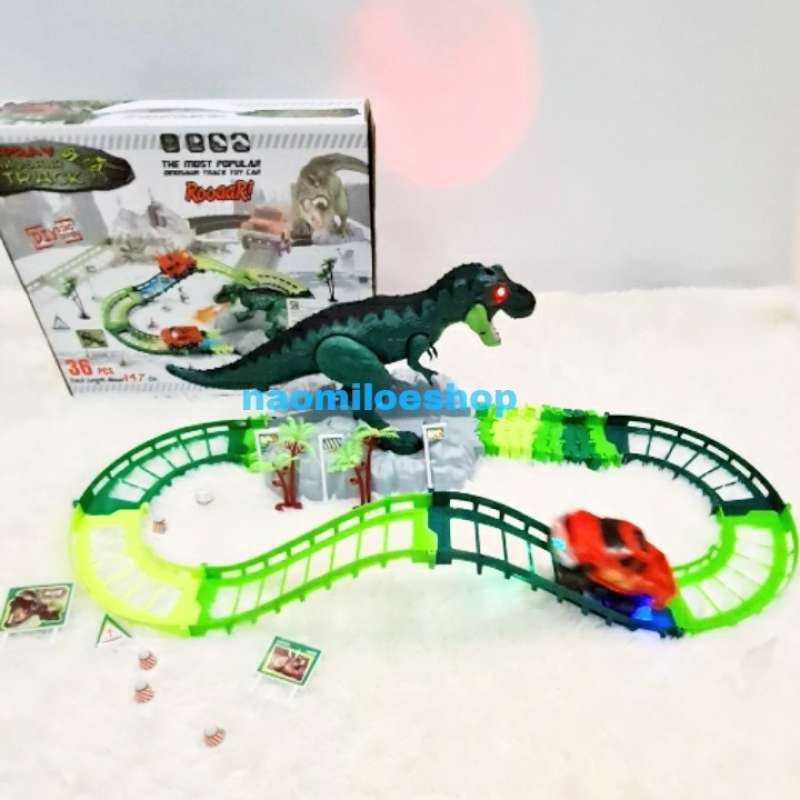 Jual Mainan Dinosaur Track Car Lintasan Mobil Spray Dinosaurus Track Di ...