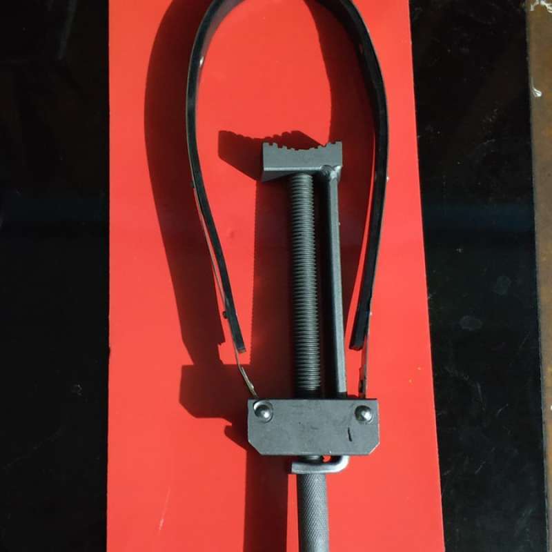 Promo Alat Bantu Pasang CVT Motor Matik Grip On Tahan Pulley Motor ...