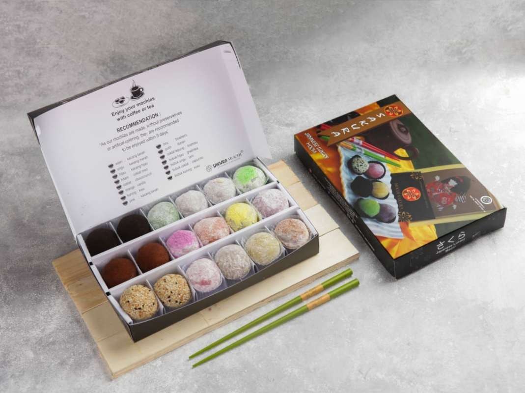 Jual Sakura Mochi - Paket Mochi Isi 18 Mochi- Premium Big Box- Mochi Sakura jogja di Seller ...