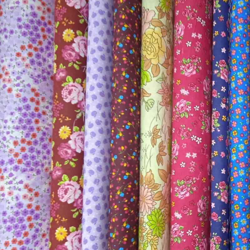 Jual [1 meter] kain katun lokal motif bunga kecil bahan kebaya kembang ...