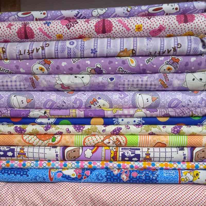 Jual [1 meter] kain katun lokal motif anak kain motif karakter kain ...