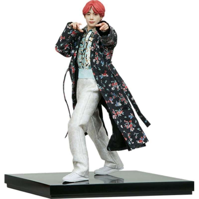 Jual BTS V Deluxe Statue di Seller LatestBuy - Australia | Blibli