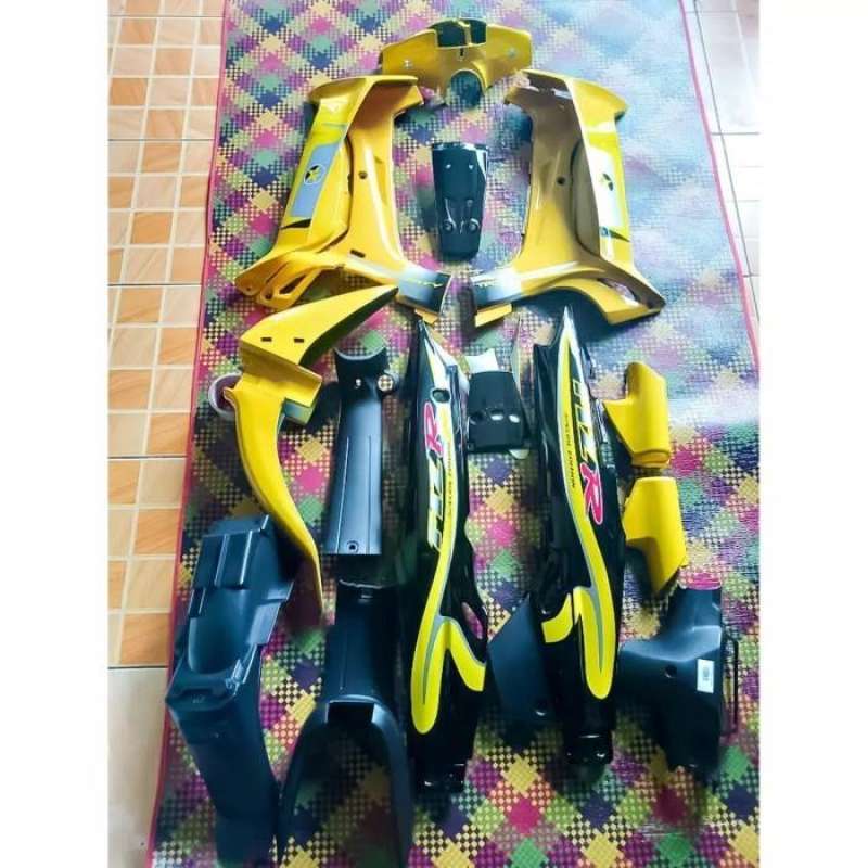 Jual Cover Full Body Halus dan Kasar motor Poswan atau F1zr warna ...