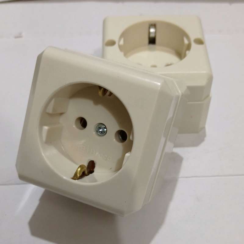 Jual OB S/C Broco persegi di Seller Toko Listrik Sinar Terang - Parakan ...